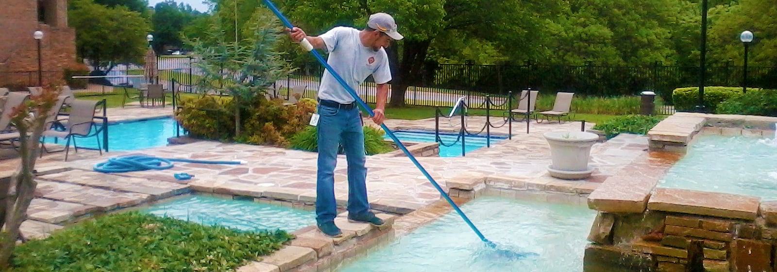 Top Reasons Why You Need to Hire a Pool Professional